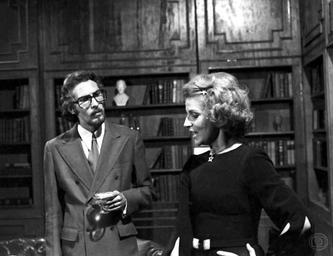 Astros em Revista: REINALDO GONZAGA - O GALÃ CANTOR