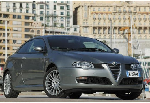 Alfa Romeo Views | Alfa Romeo Reviews: Photos of Alfa Romeo GT 1.9 JTD
