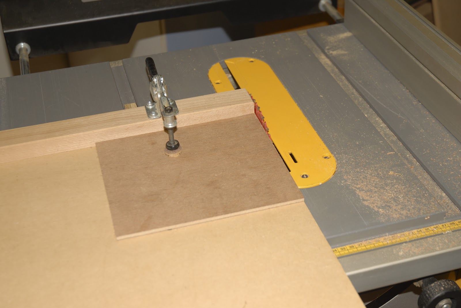 Ralph's Workshop : April 2012