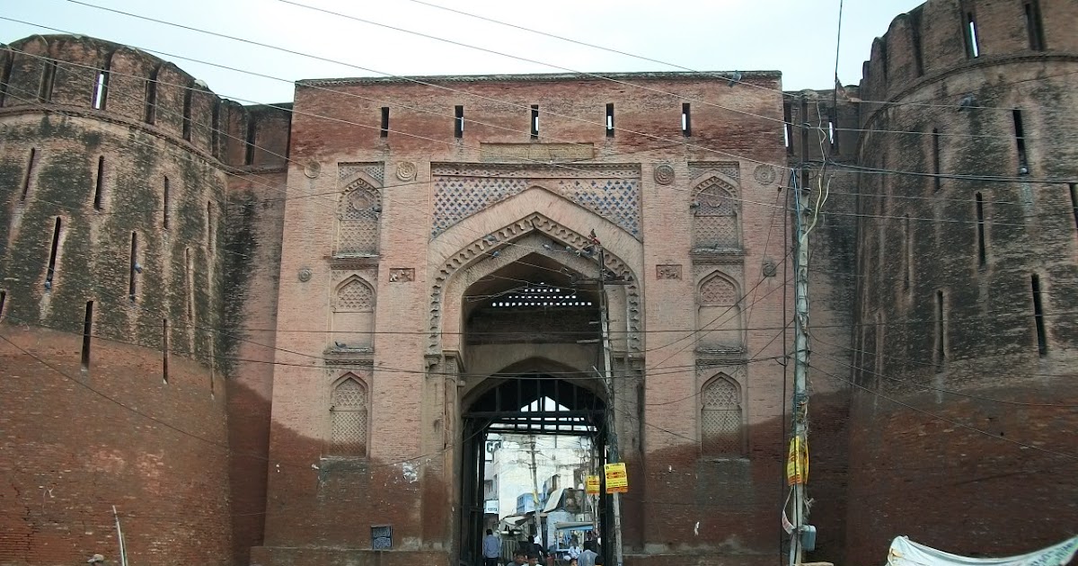 Heritage of Haryana: Grand Barsi Gate of Hansi