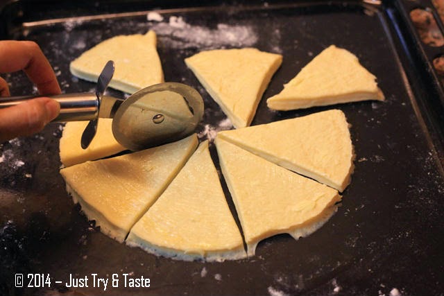 Obsesi Roti 37 - Crescent Roll - Si Roti Bulan Sabit nan Empuk | Just ...