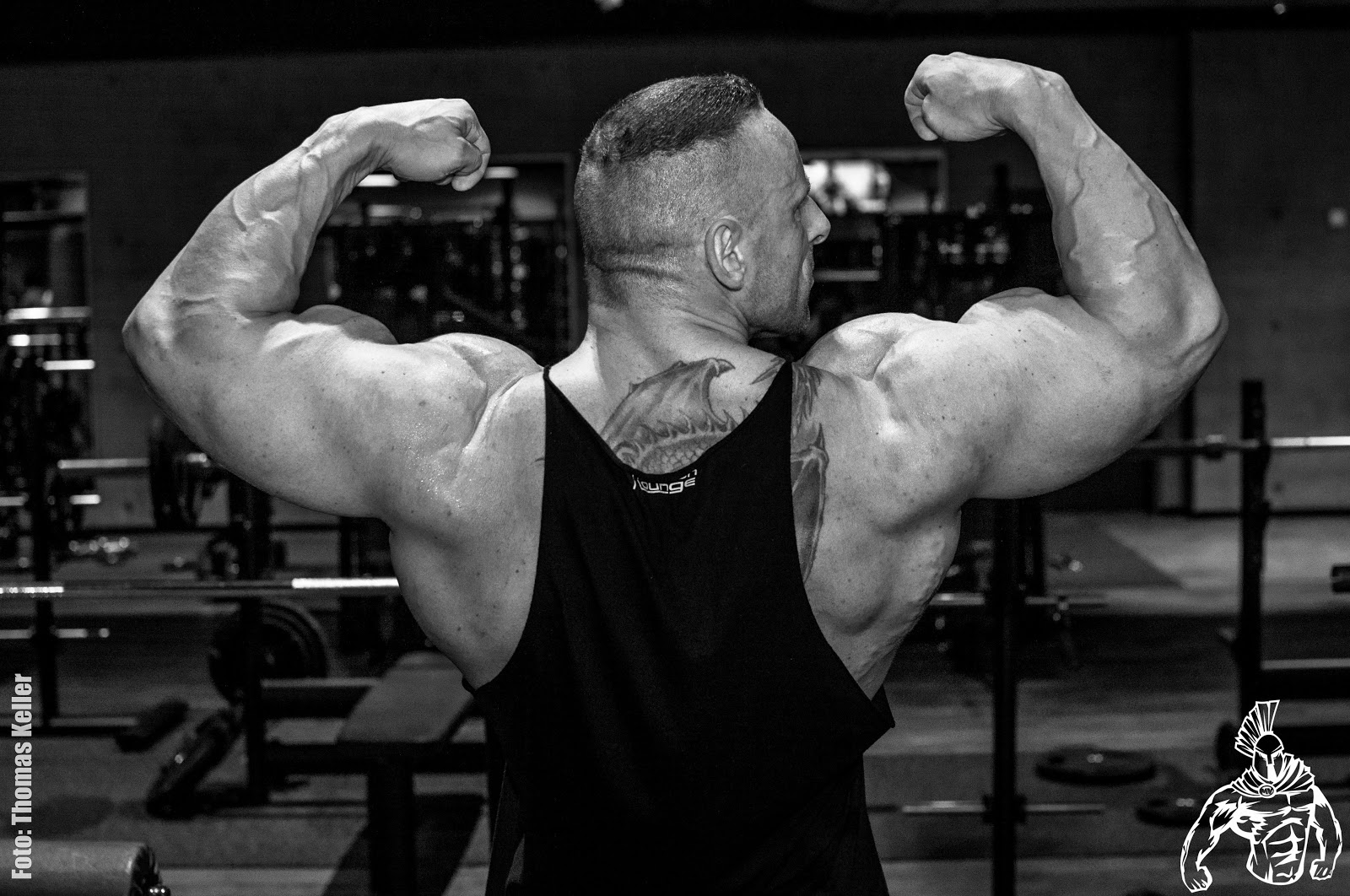 Muscle Lover: German bodybuilder Steffen Gerhard