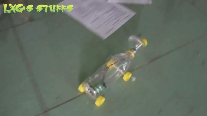 Cara Membuat Mobil Mobilan Listrik dari Botol Plastik Untuk Anak ...