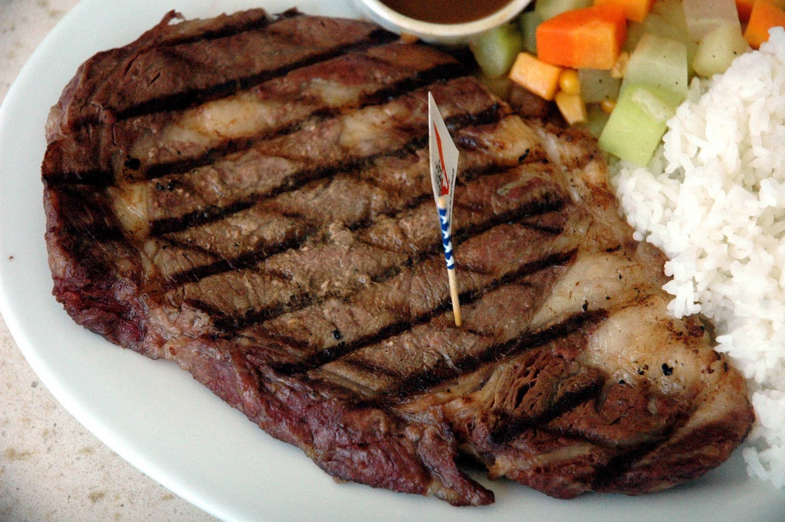 DUDE FOR FOOD: #EatingHereIsAPlus: Meat Plus Cafe Opens at SM Mall of Asia