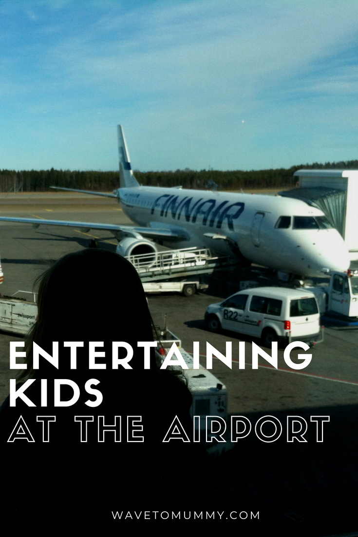 How to entertain toddlers at the airport