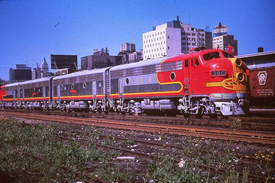 Rails sense fronteres: ATSF - Locomotora Sèrie EMD F7