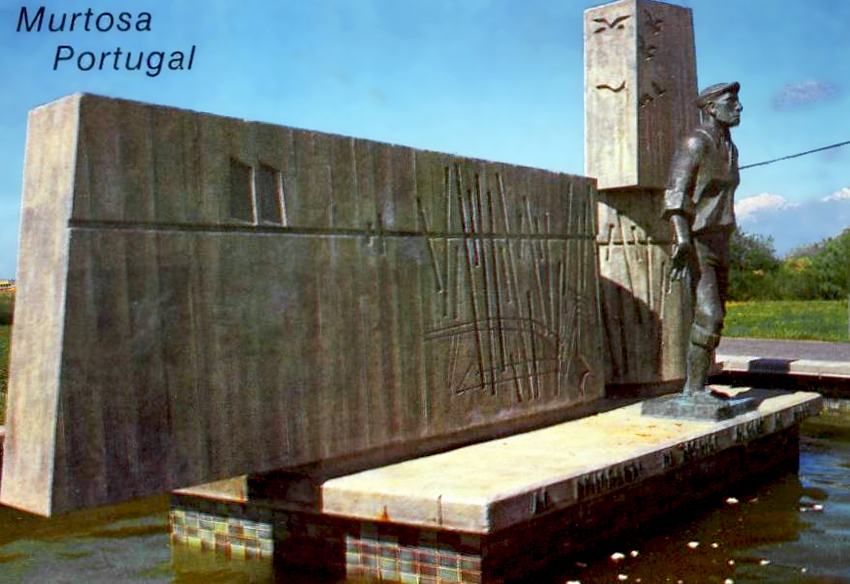 Retratos de Portugal: Murtosa - Monumento ao Emigrante