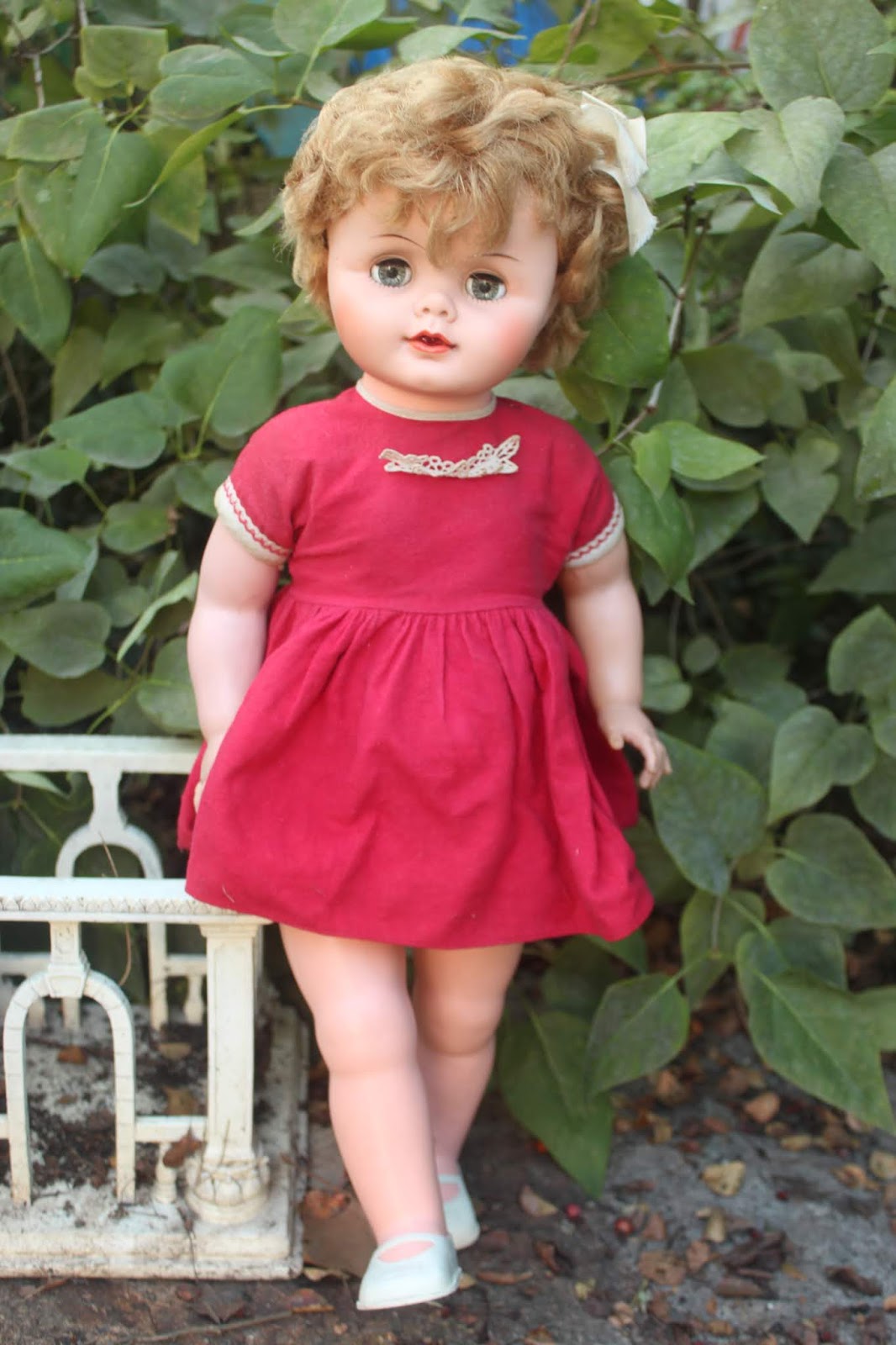 PLANET OF THE DOLLS: Doll-A-Day 2019 #267: Eegee Girl