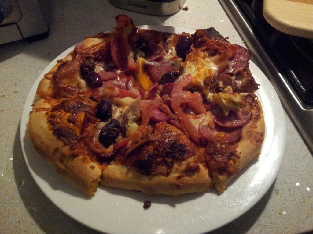 LoveCats DownUnder: Leah Ashton bakes bread!