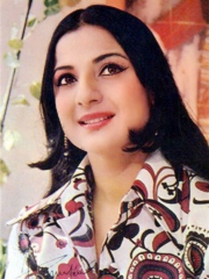 Station Hollywood: Tanuja was successful both in hindi and bengali films.