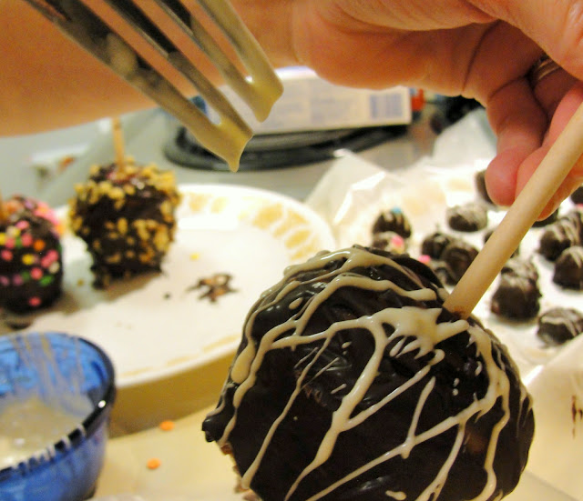 Little Lovables: Sweet Treats: Chocoley Chocolate And Candied Apples