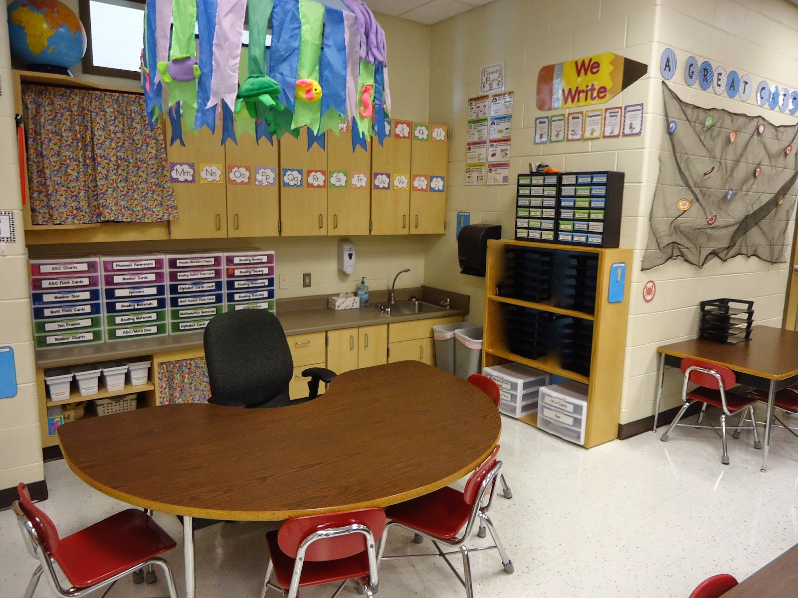 kindertrips: Classroom Photos