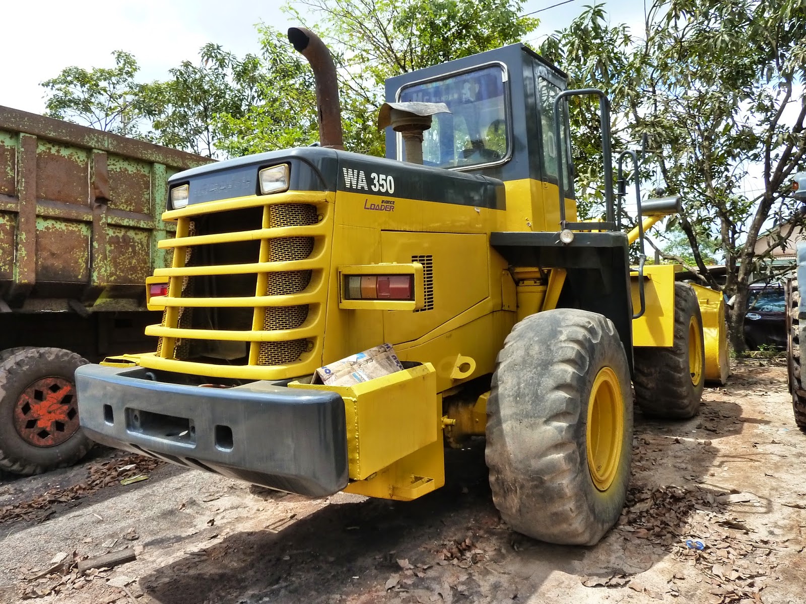 Wheelloader WA 350 - 3 Tahun 2004 ~ Toko Alat Berat Surabaya