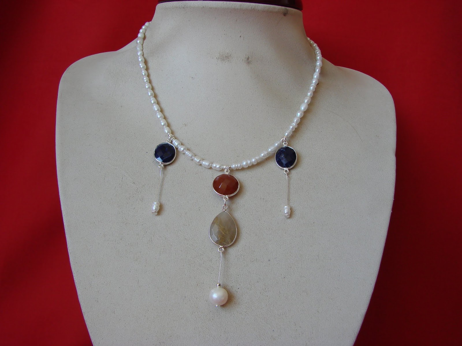 IRI'S DESIGN. BIJUTERII DE STIL! : COLIER PERLE