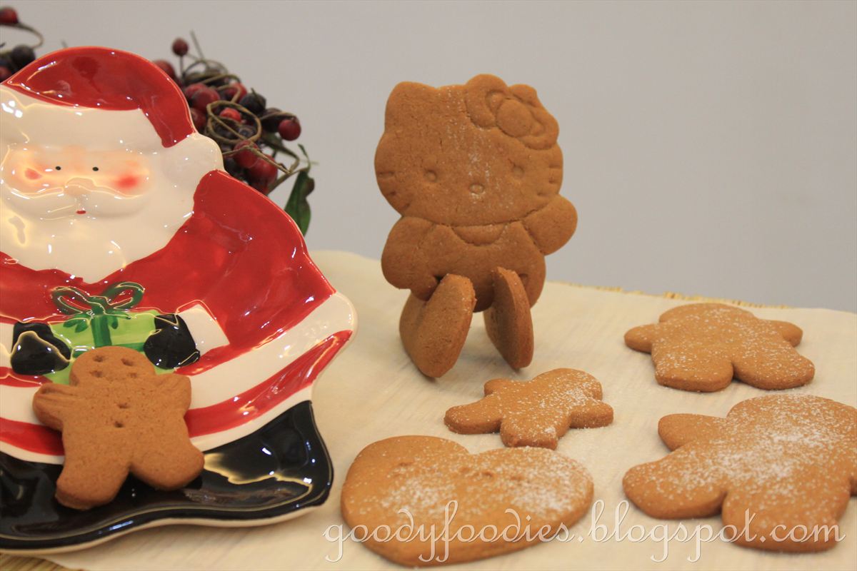 GoodyFoodies: Recipe: Gingerbread Man + Hello Kitty Biscuits