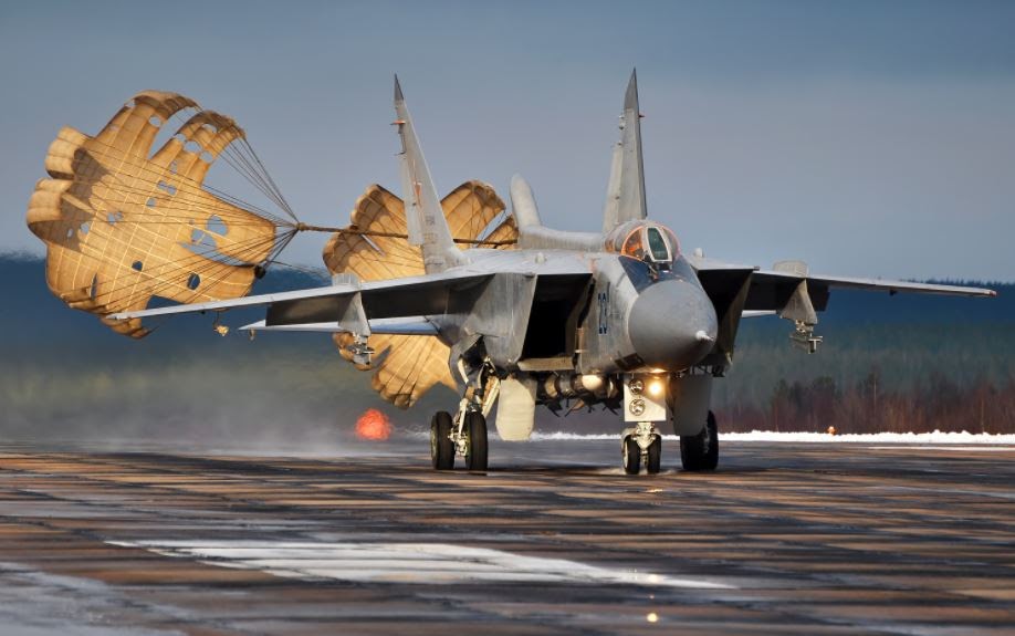 Military and Commercial Technology: Russia deploys its super-fast MiG ...