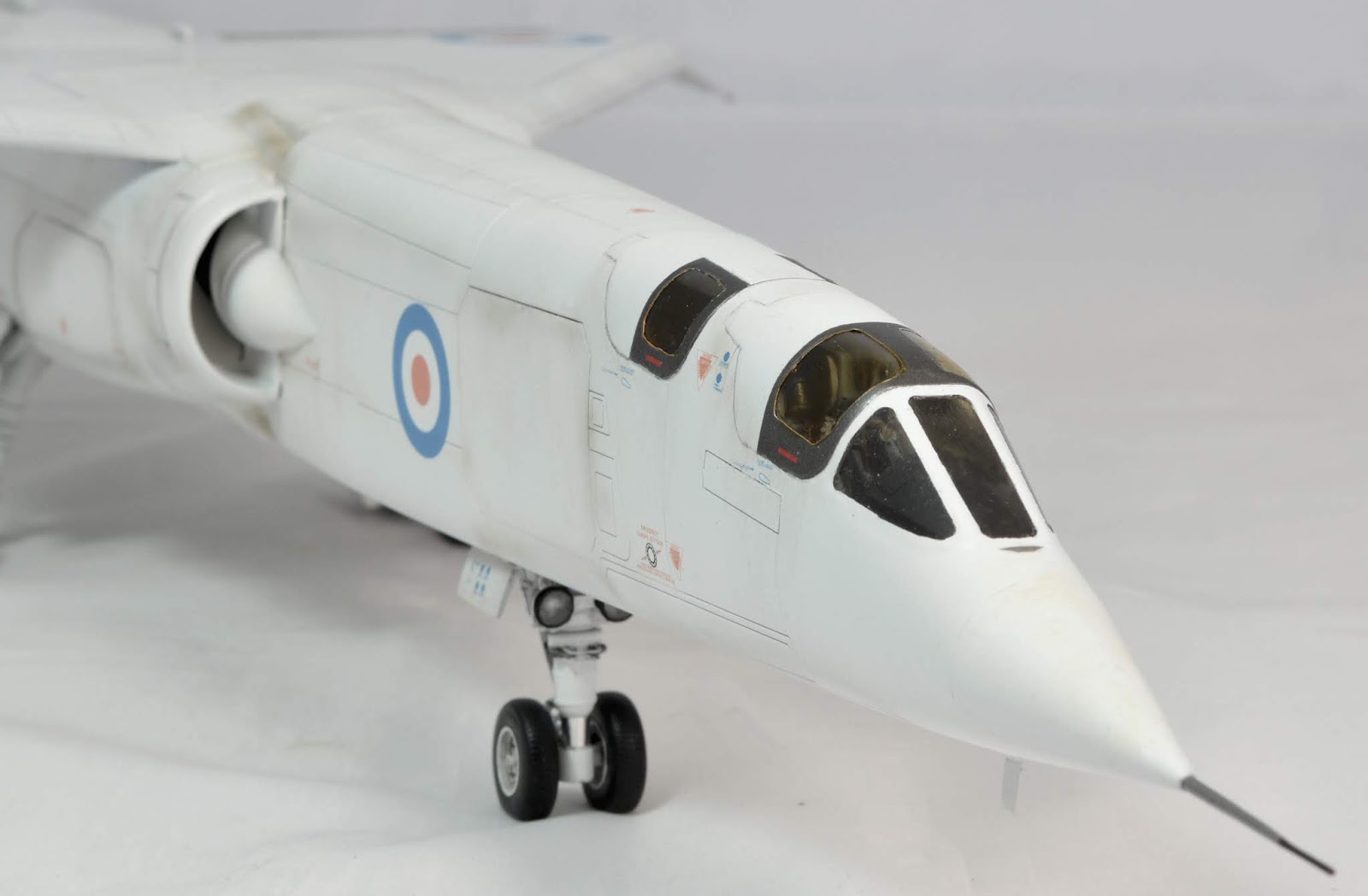 BoweModels: Airfix 1.48 BAC TSR-2 (Review)