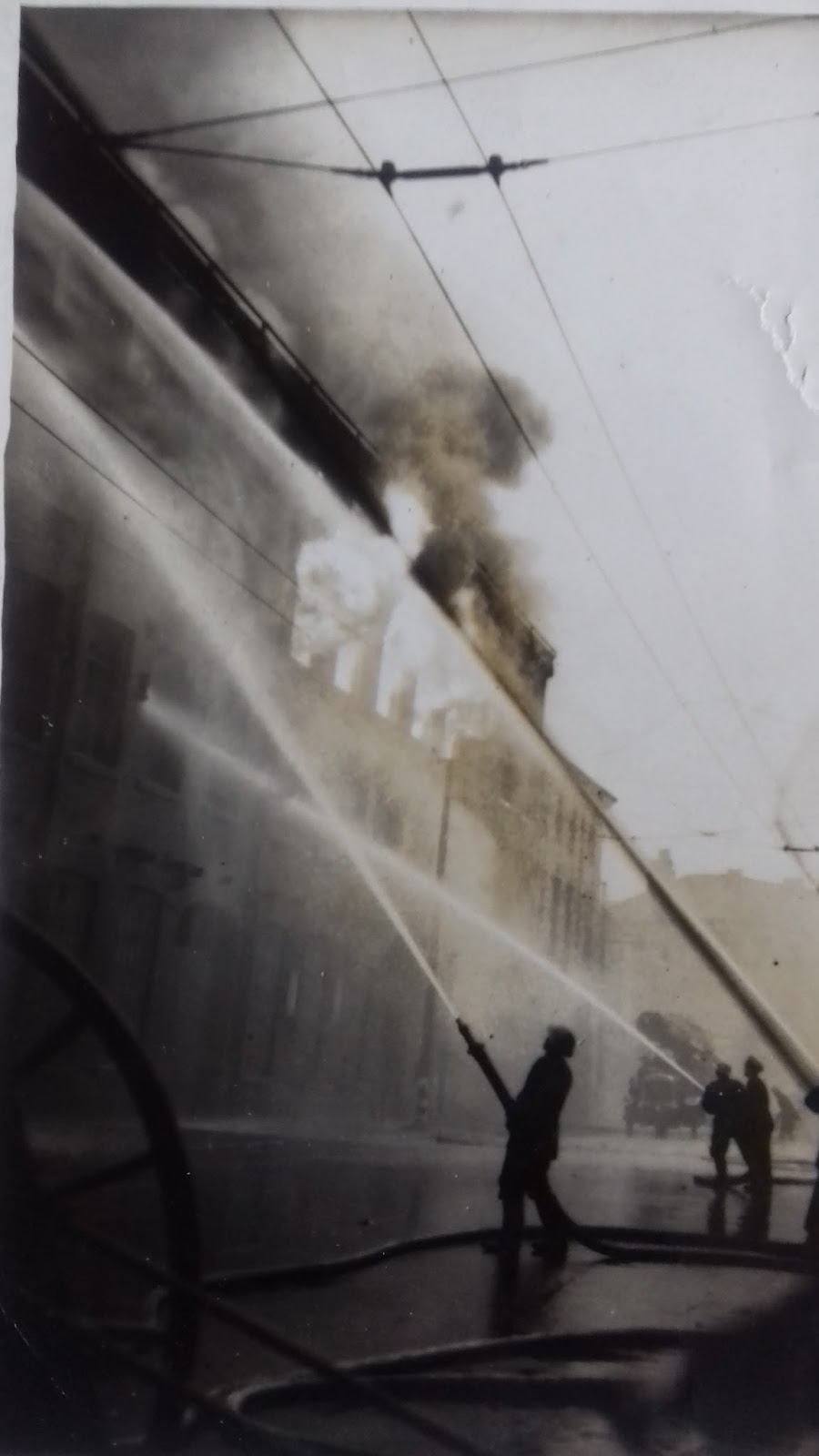 Fileygardener: Filey remembers the Hull Blitz . #Hull2017