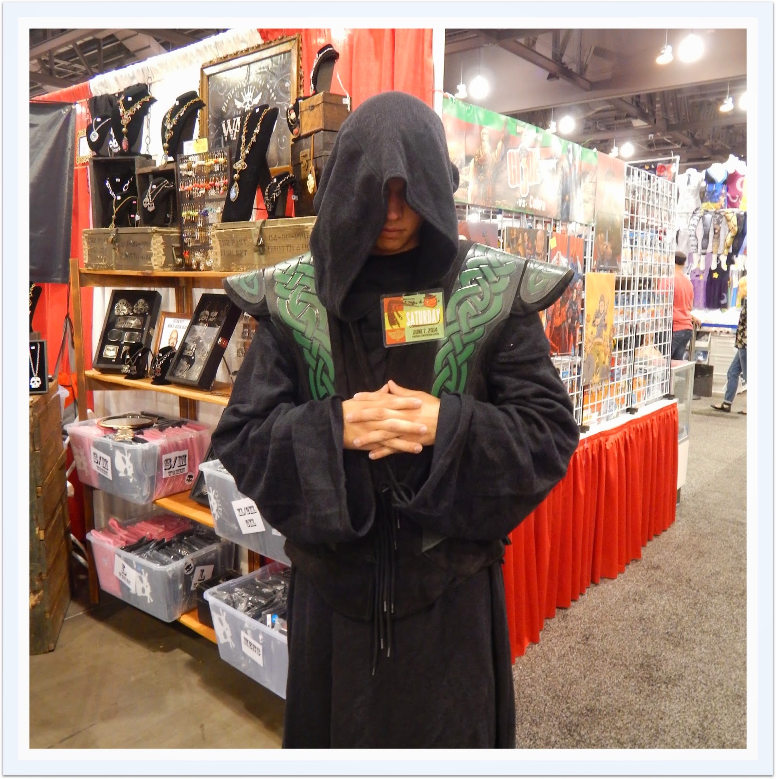 WATTO Distinctive Metal Wear: Phoenix Comicon 2014