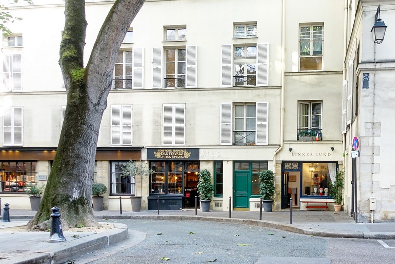 Paris : La Place de Furstemberg à Saint Germain des Prés n'existe pas ...