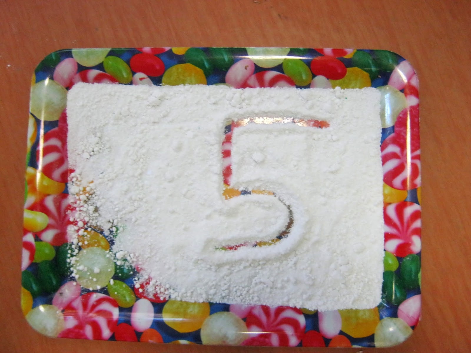 MERCEDES CUENDA. EDUCACIÓN INFANTIL: JUGAMOS CON LOS NÚMEROS