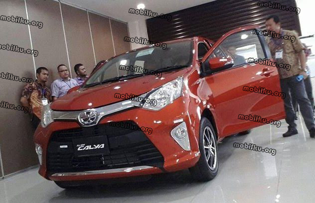 Gambar Toyota Calya sudah keluar, ini Foto Aslinya | mobil motor