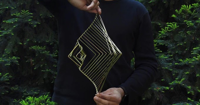 Square Wave - um "spinner" hipnotizante | Aberto até de Madrugada