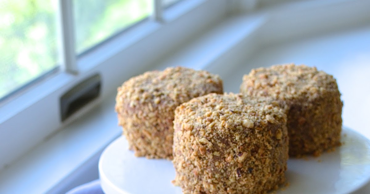 Playing with Flour: Hazelnut balls (mini hazelnut cakes with mocha ...