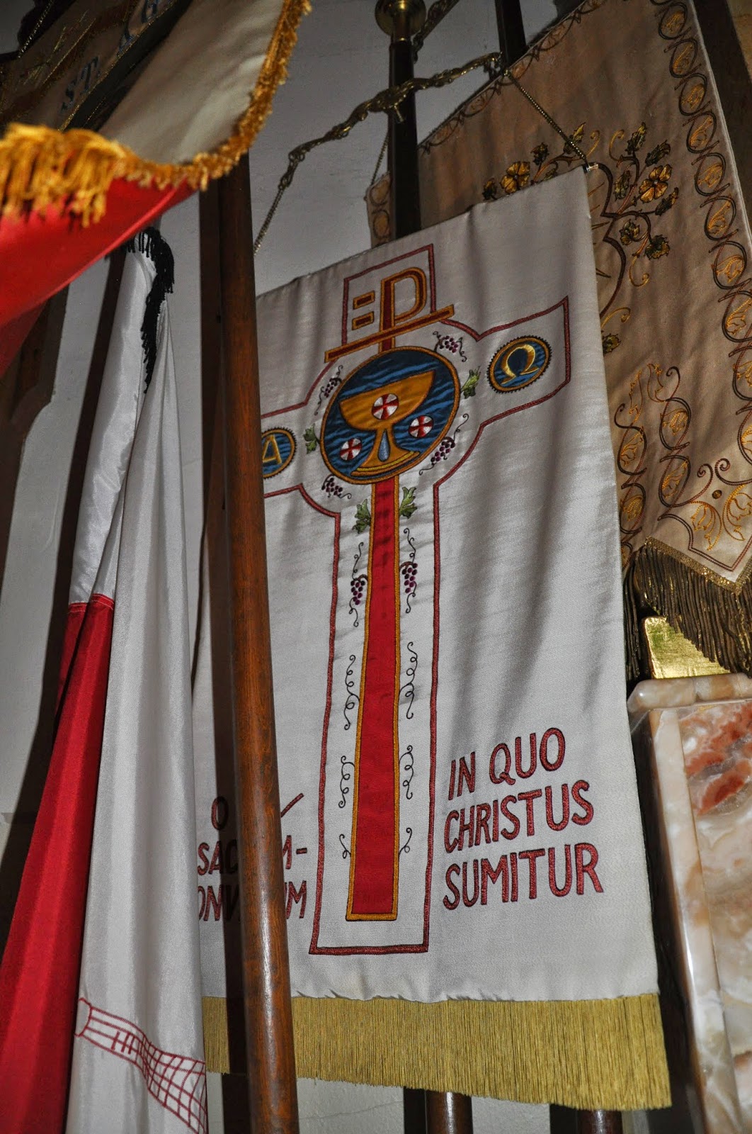 Orbis Catholicus Secundus: Liturgical Banners