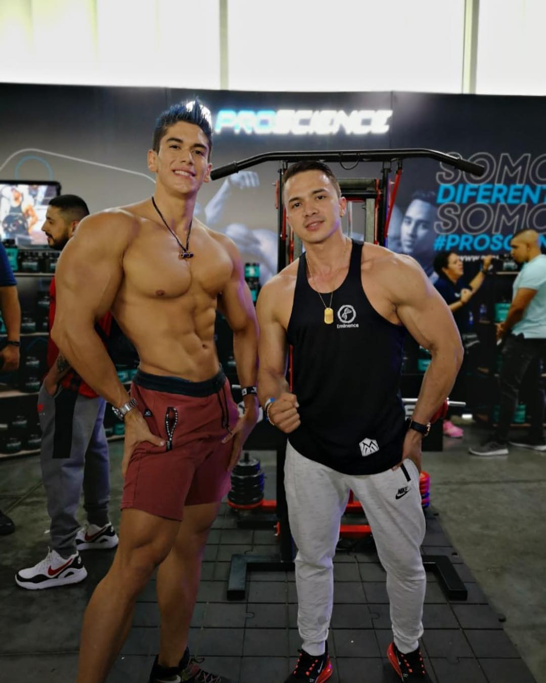 the beauty of male muscle: Alejandro