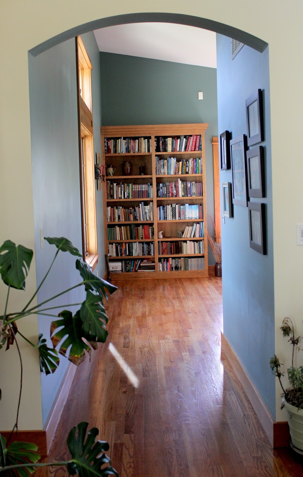 Writers Who Kill: Shhh! Confessions from a Hopelessly Unorganized Home ...