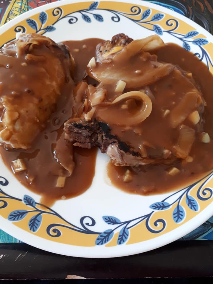 Partageons nos secrets de cuisine : Côtelette de porc à la sauce brune ...