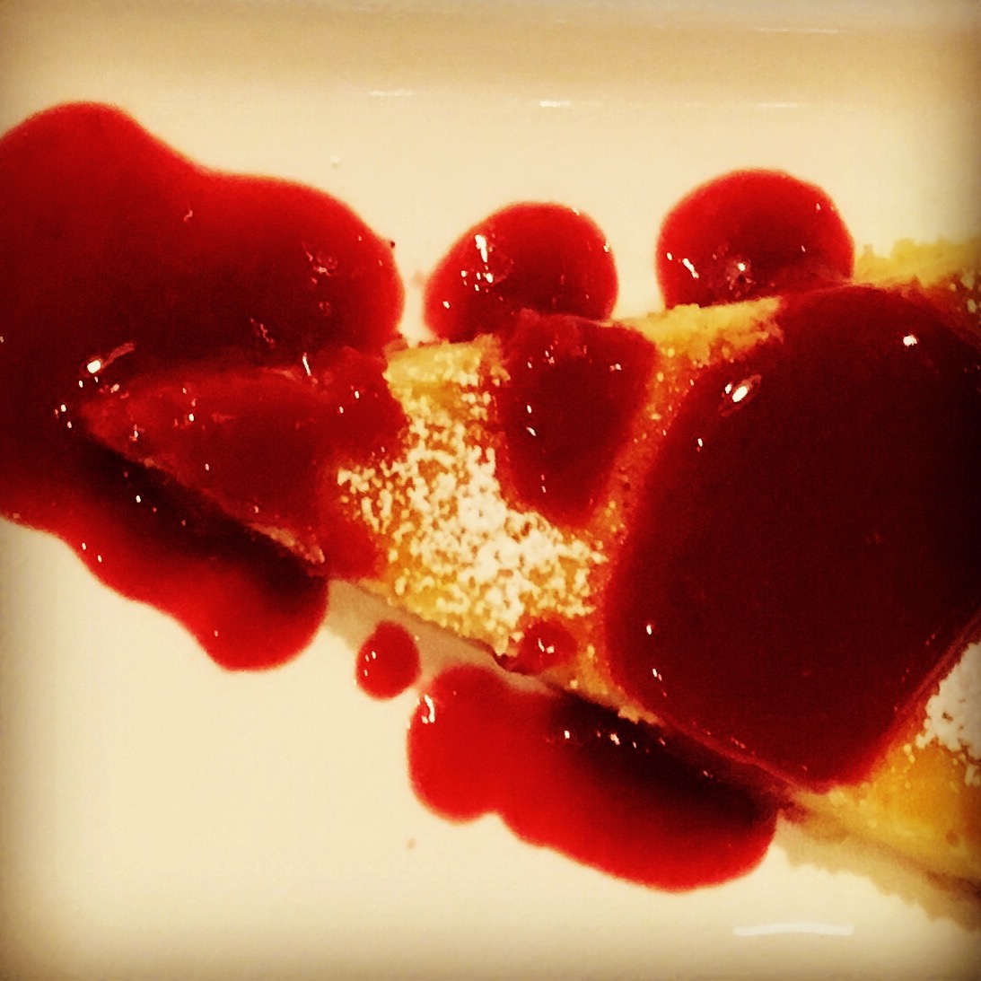 Give me the spoon: EASY LEMON TART WITH RASPBERRY COULIS