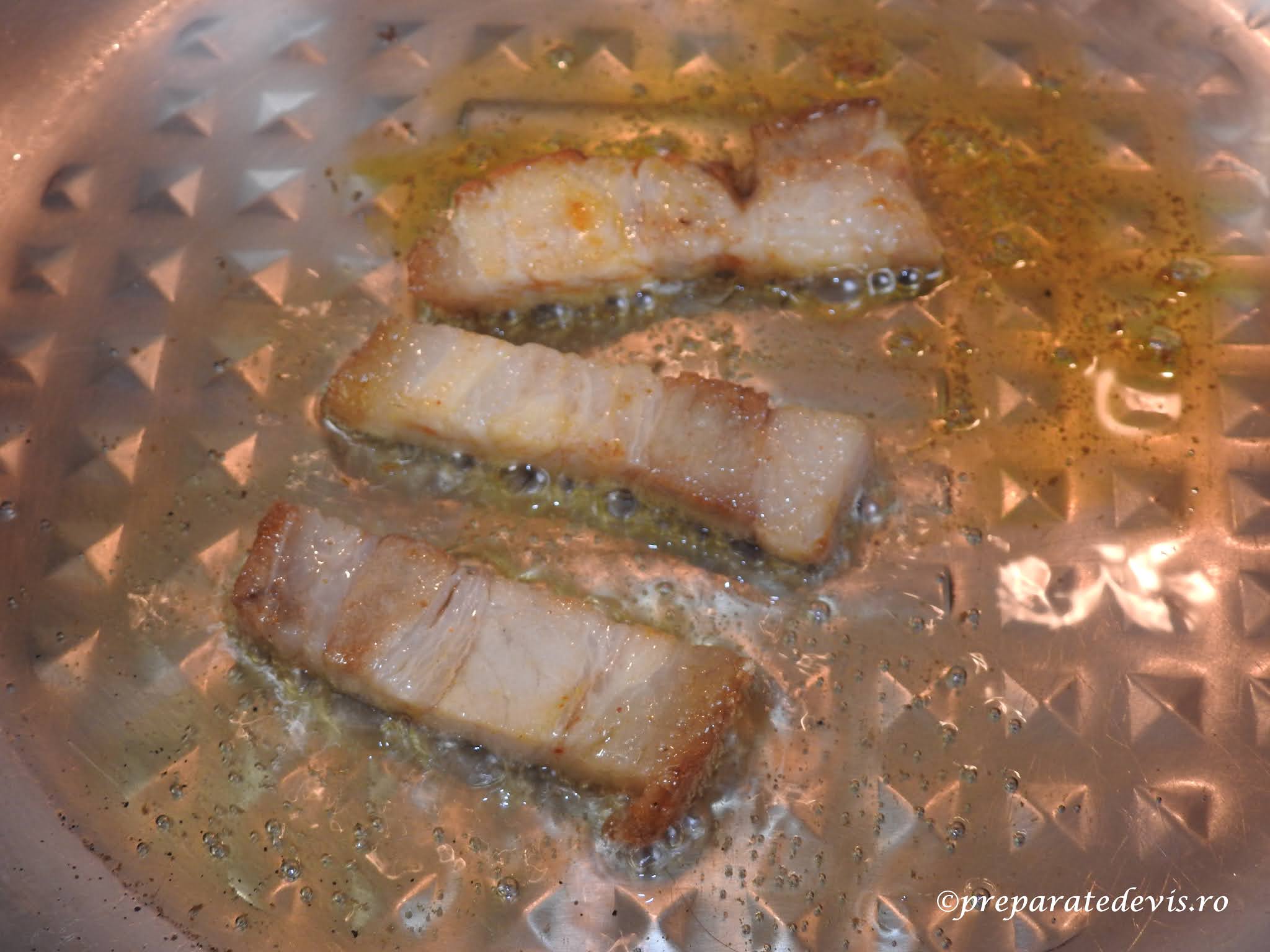 Sandwich rapid cu omleta impaturita reteta | Preparatedevis.ro