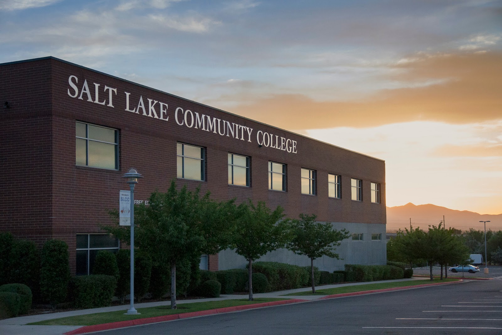 SLCC Announces Fundraiser for Students During #GivingTuesdayNow