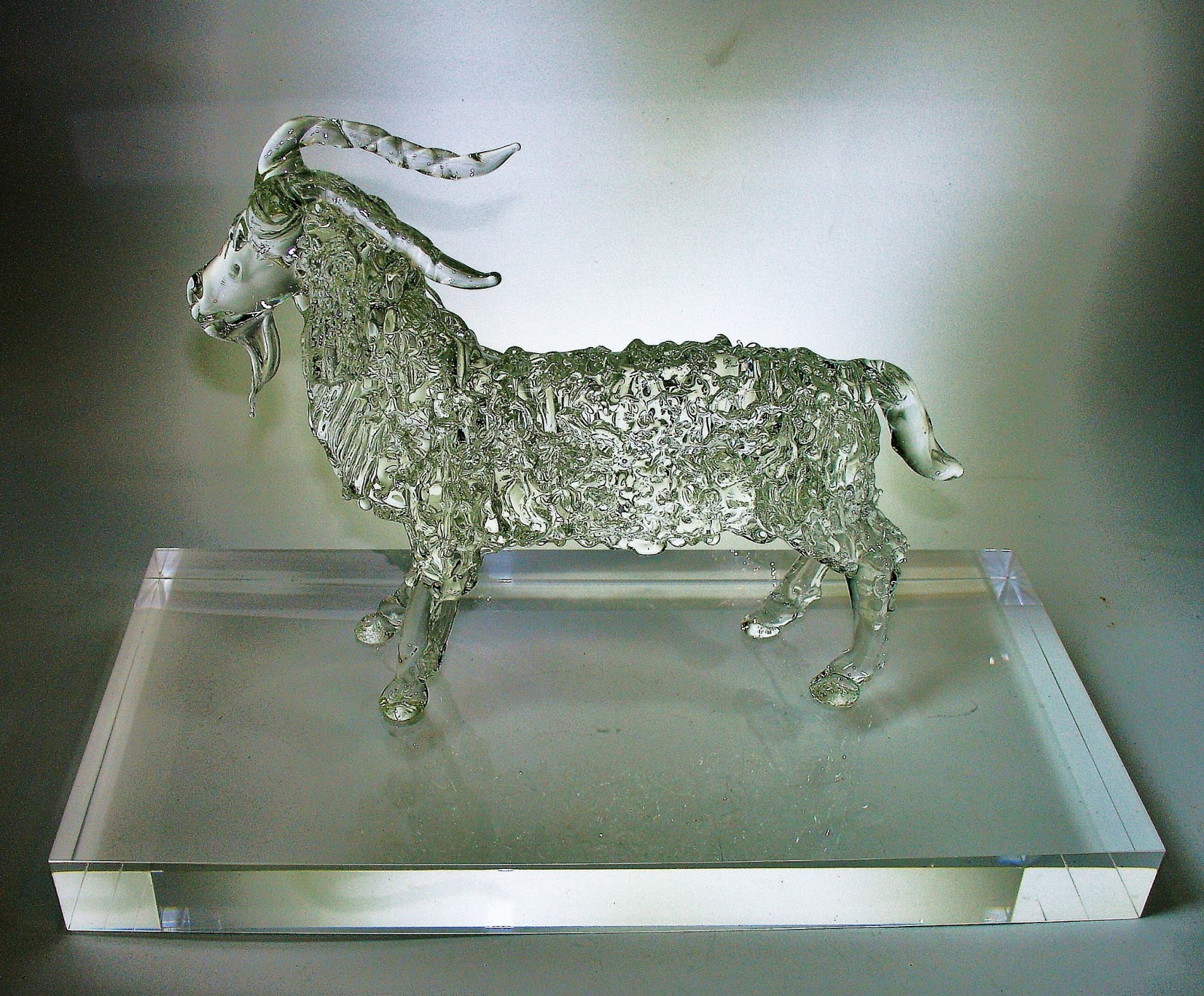 Glassbloggery: Glass goats for Philadelphia Zoo