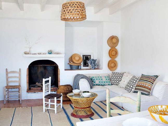 A rustic-chic summer house in Alicante