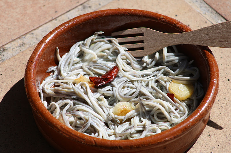 ANGULAS A LA BILBAÍNA