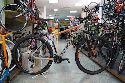 Análisis: Scott Aspect 910 2017 ~ Ultimate Bikes Magazine