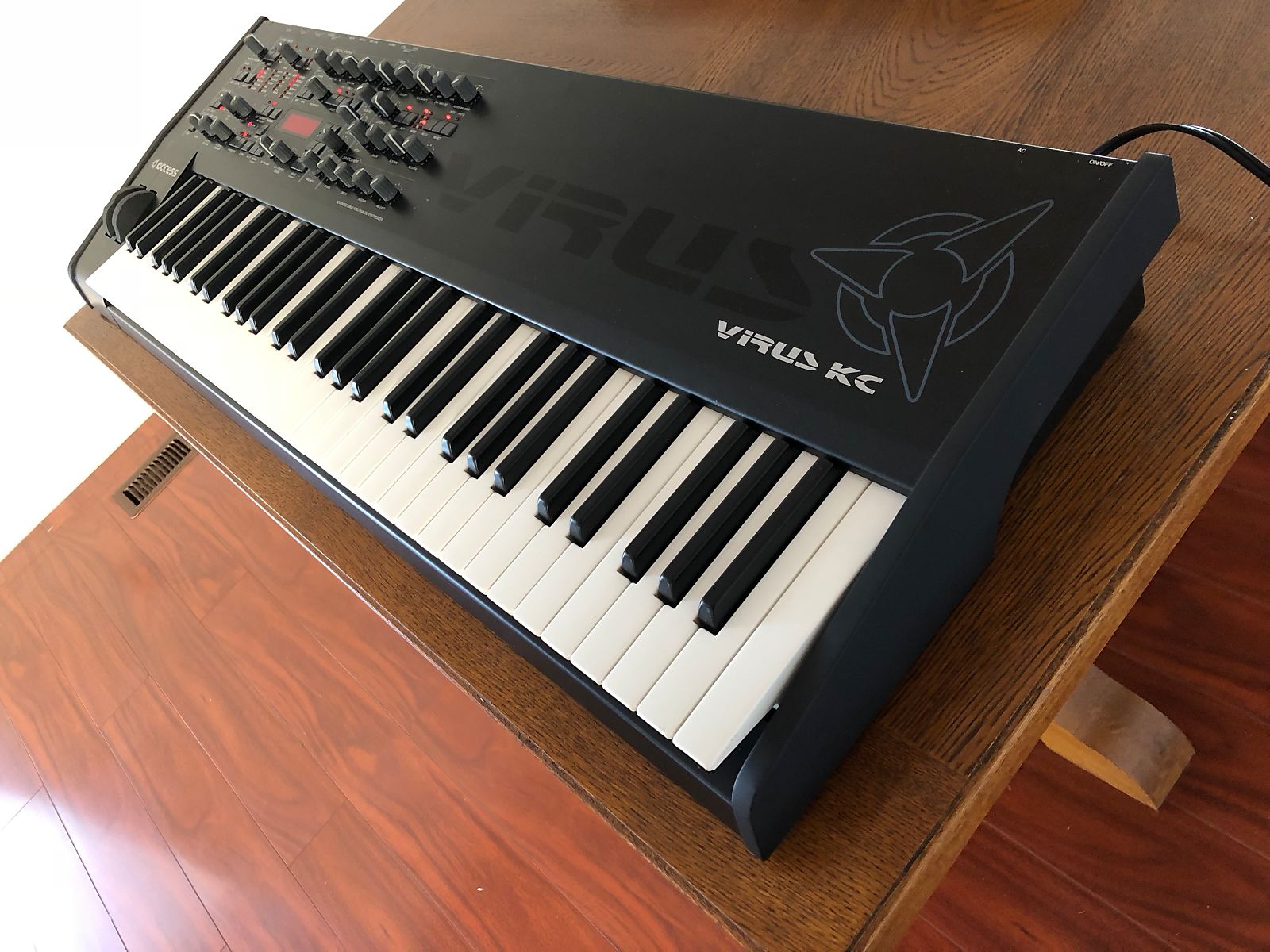 MATRIXSYNTH: Access Virus KC / Virus C Keyboard