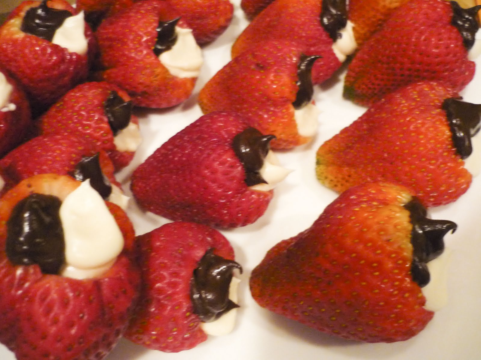 Harvesting Hart: Stuffed Strawberries