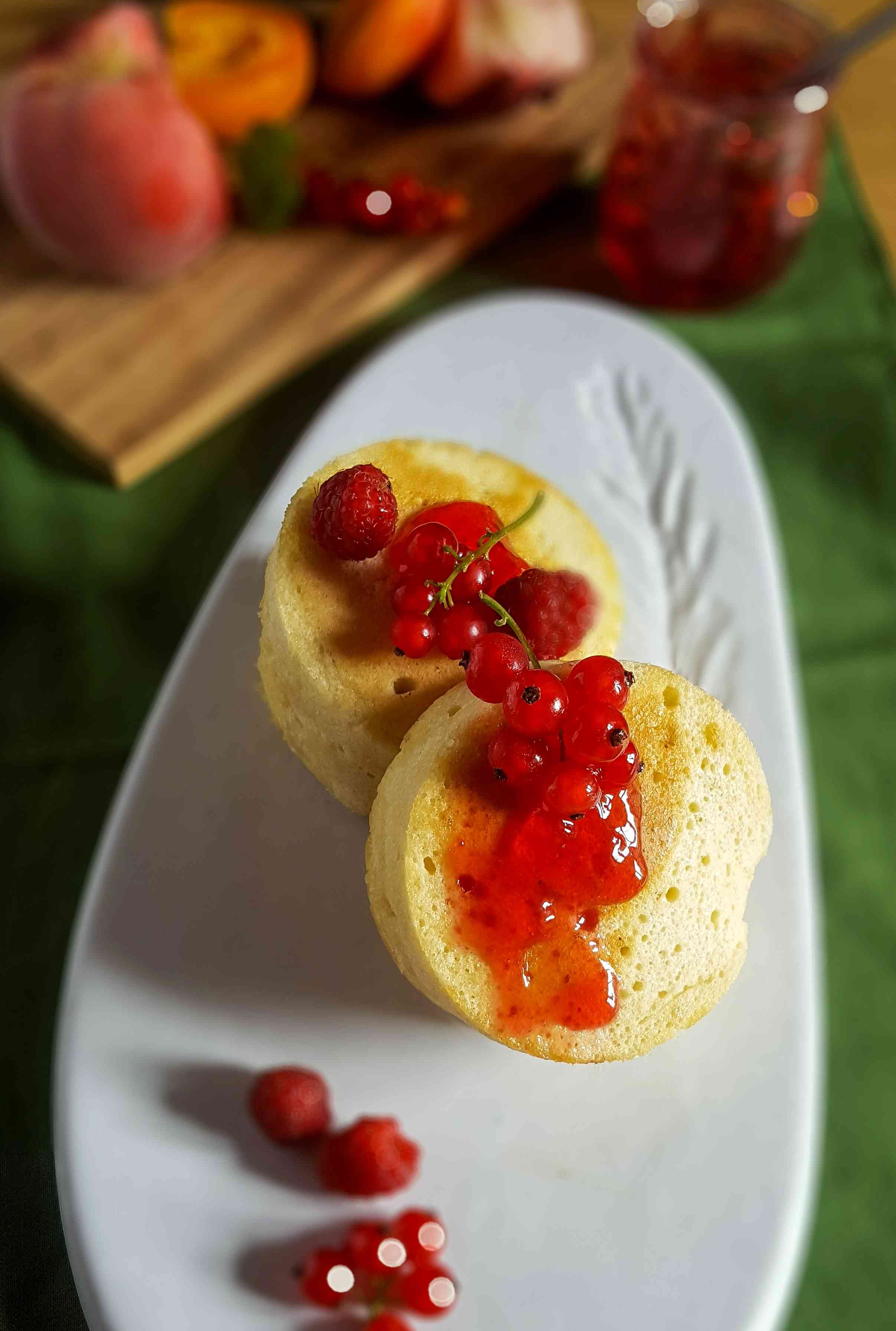 Fluffy pancakes aux fruits rouges
