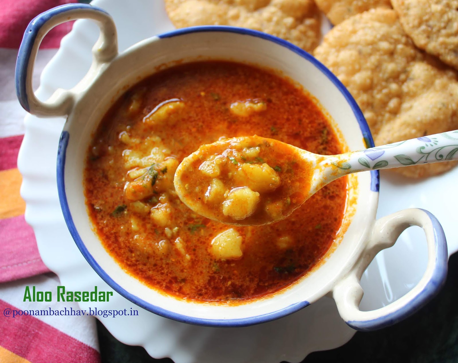 Annapurna: Aloo Rasedar / UP Style Potato Curry