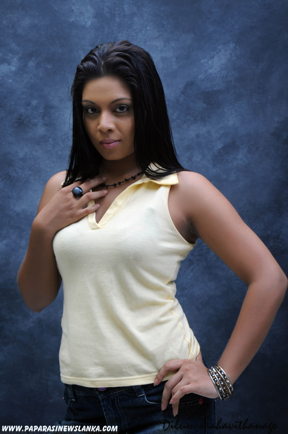 Biyanka Fonseka Hot......... - ElaKiri Community