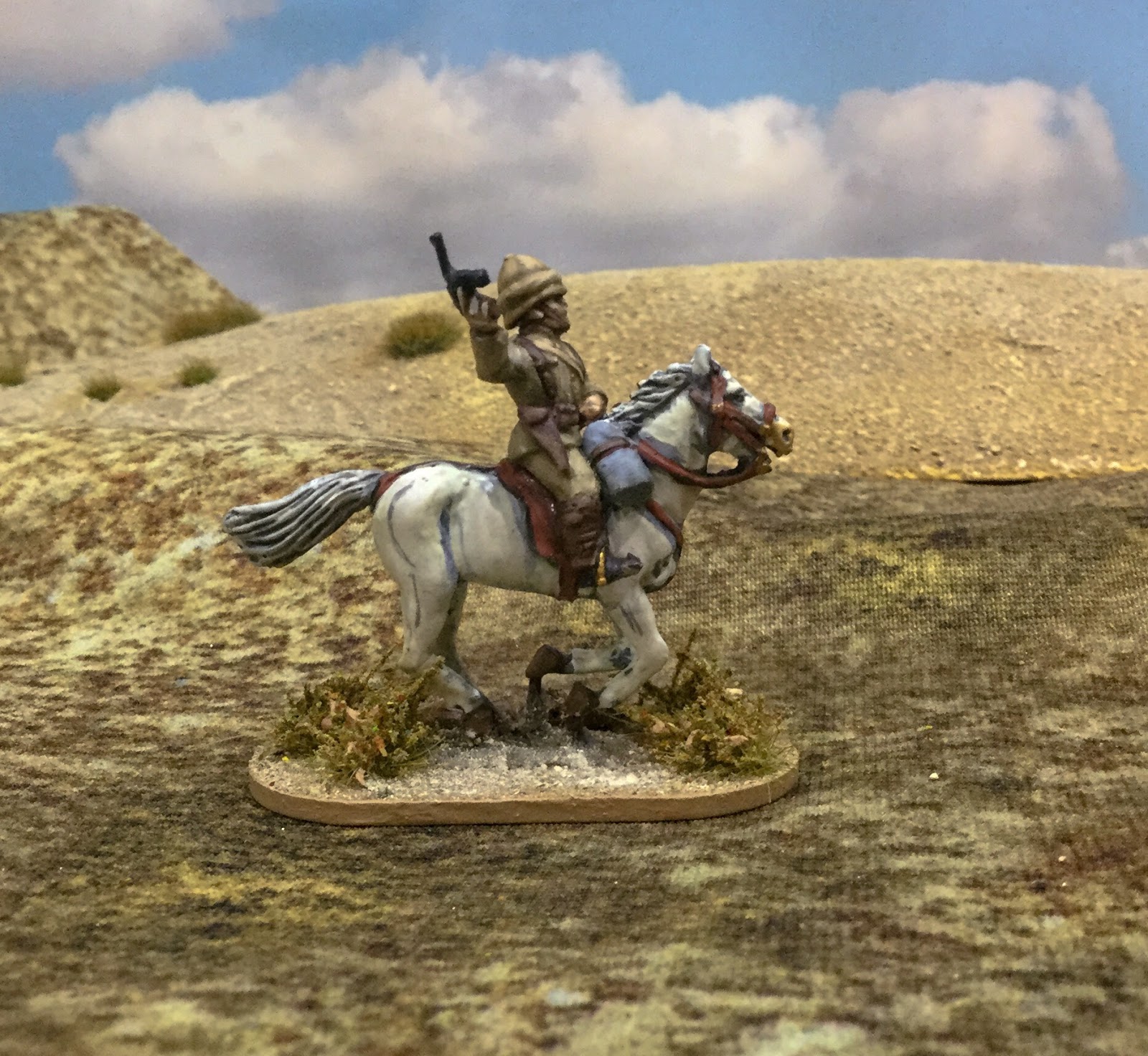 One man and his brushes.: Sudan - Young Winston , & Maxim guns