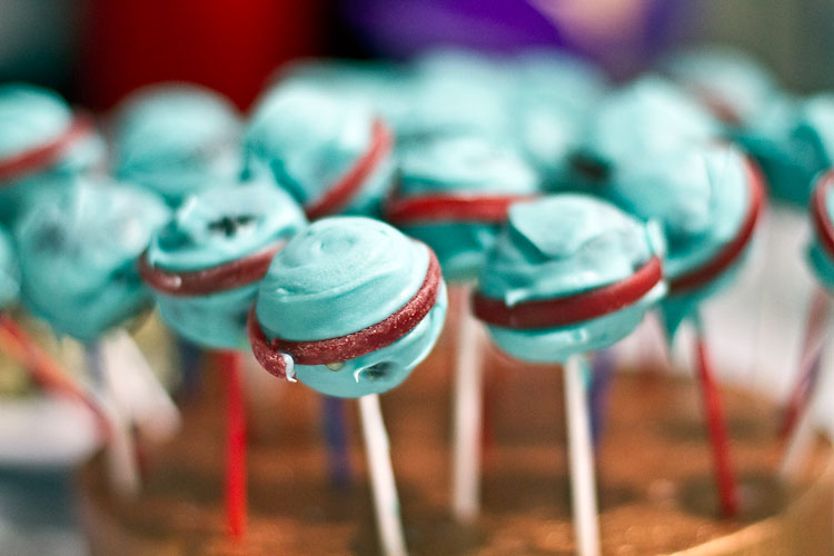 Polkadot Lane: The Tardis, Slurm and Brain Slugs..oh yes