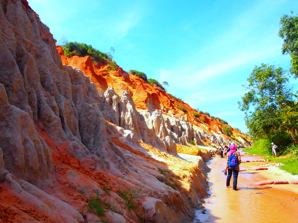 Travelholic: Teaser | Mui Ne, Vietnam