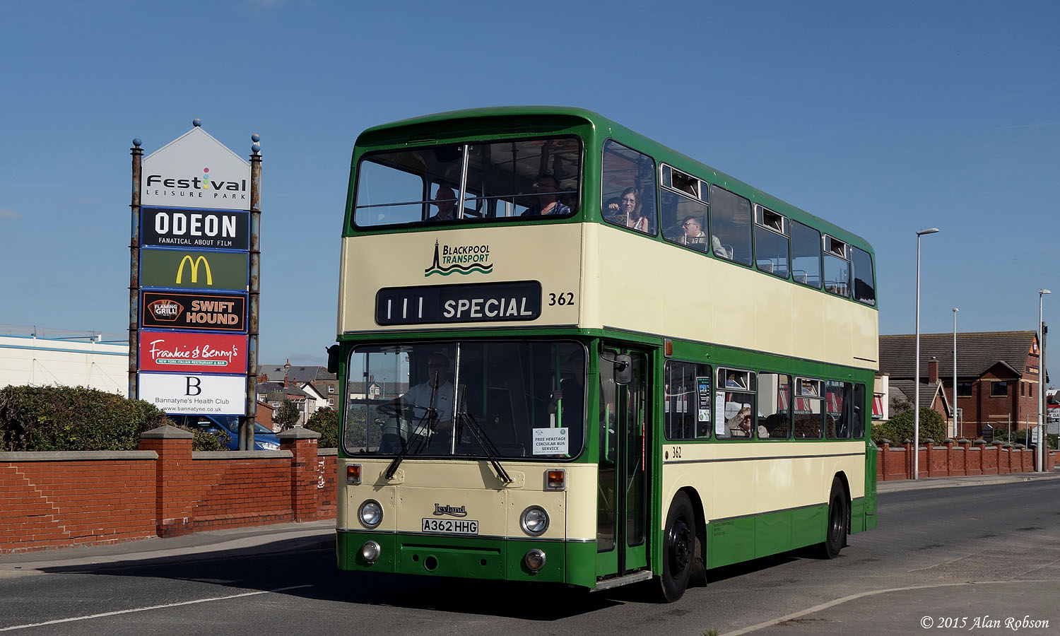 Blackpool Tram Blog: Blackpool 130th Heritage Bus Tours