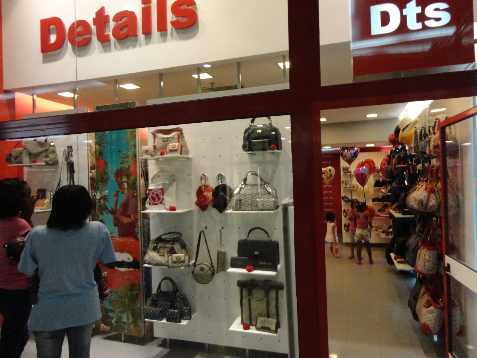 INFORMATION ABOUT ANGOLA: BELAS SHOPPING MALL IN ANGOLA