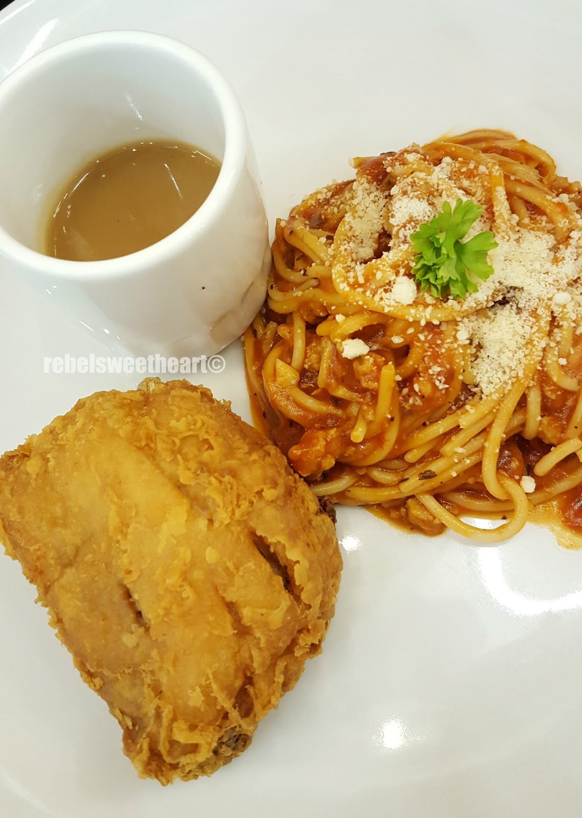 The Rebel Sweetheart.: Foodie Goodie | Allegra's Kitchen.